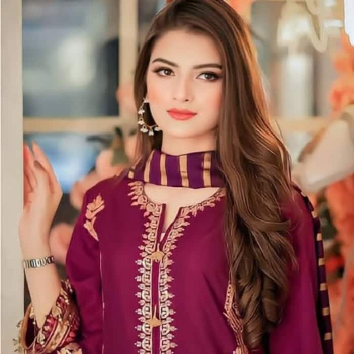 Meet Muzna, beautiful wife of star Pakistan cricketer, fell in love at ...
