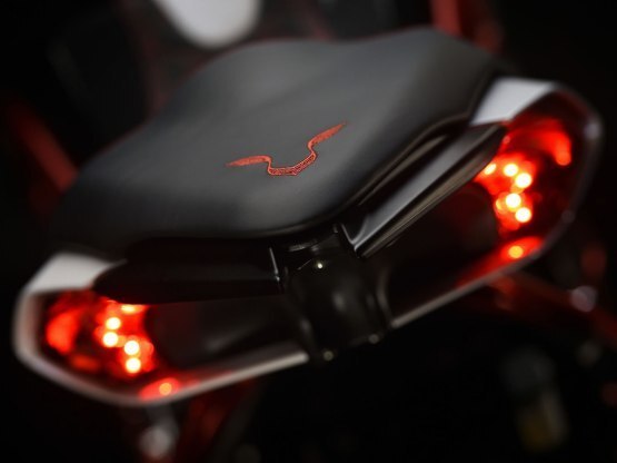 MV Agusta DragsterRR LH44 Photo Gallery img13