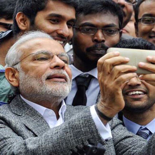 Narendra Modi in a sefie with students