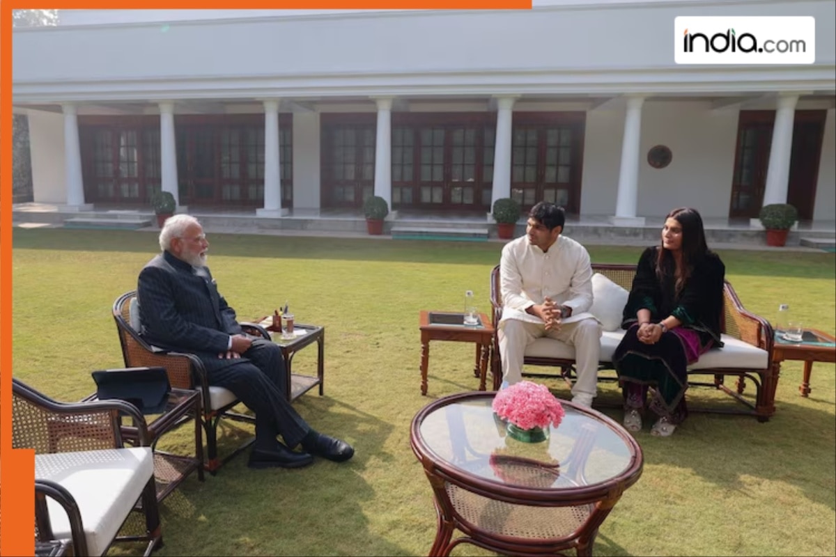 Narendra Modi HOSTS Olympian Neeraj Chopra and wife to discuss…, Photo ...