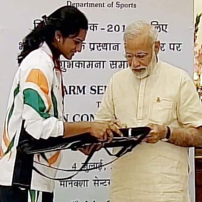 Rio Olympic Games 2016: Narendra Modi meets athletes!