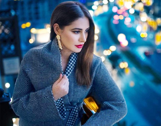 Nargis looks bright and beautiful in these pictures