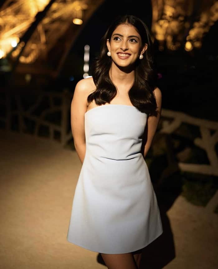 Navya Naveli Nanda in Sexy Off-Shoulder Dress Shouts 'Fashion' All The Way From Paris- HOT PICS