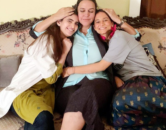 Neha asks fans to watch Devi