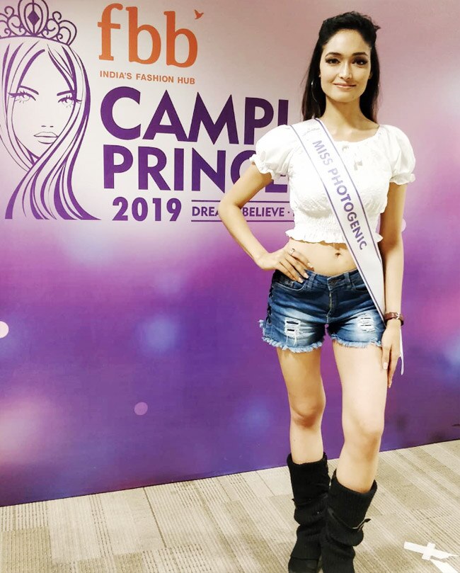 Neha Jaiswal looks sexy in white