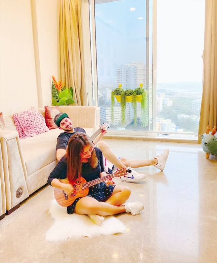Inside Neha Kakkar - Rohanpreet Singh’s Sea Facing Mumbai House: Photos ...