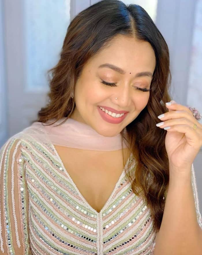 Neha Kakkar Looks Radiant in Her Dreamy Pink Sharara as She Drops New ...