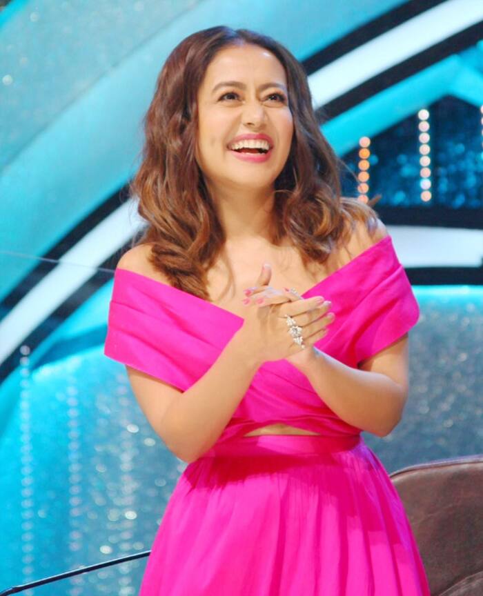 Neha Kakkar looks beautiful in a green saree