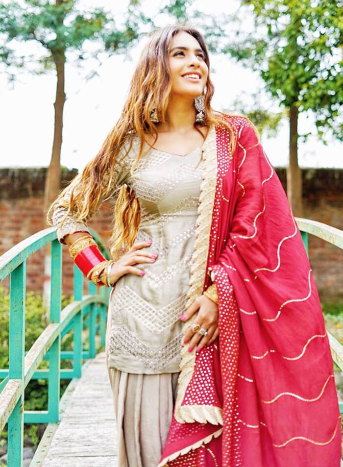 Neha Malik’s Latest Photoshoot Goes Viral
