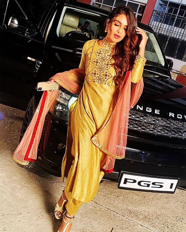 Neha Malik strikes a pose for her upcoming song President