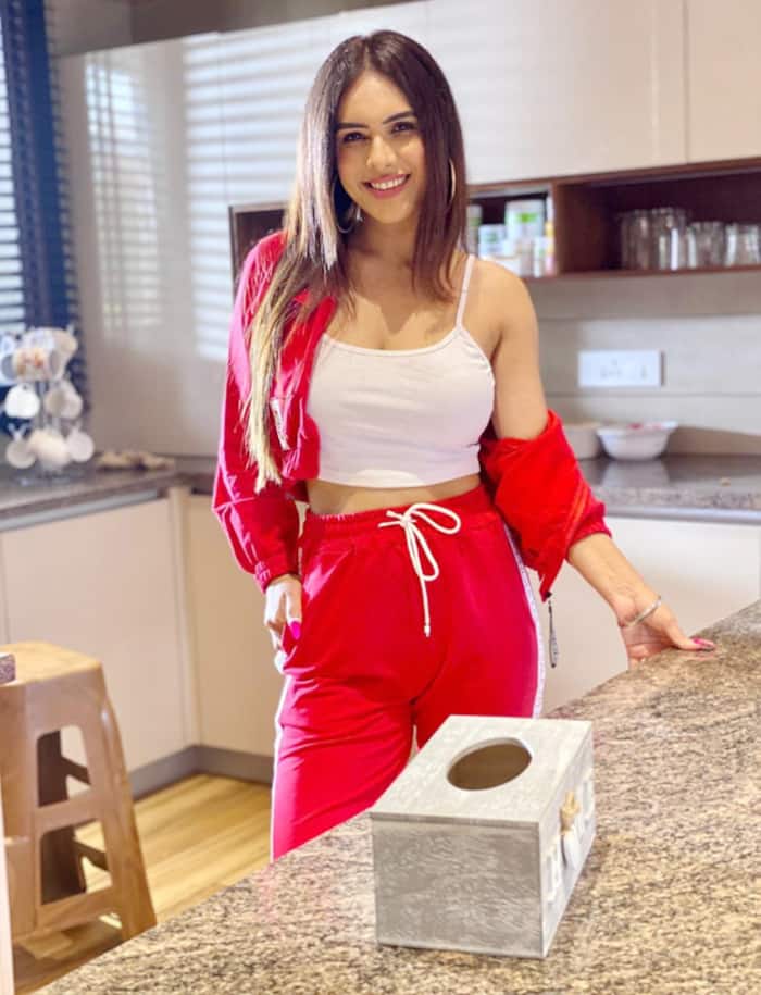 Neha Malik’s oh so hot pics in red will make your day