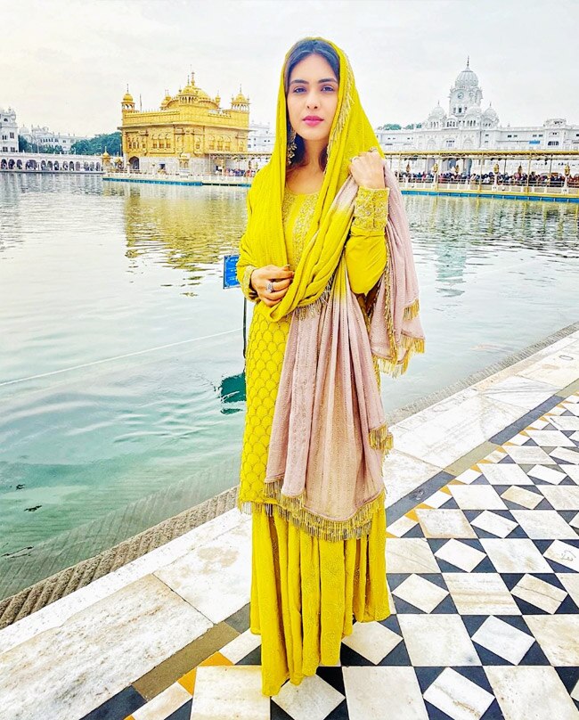 Neha Malik's attractive face