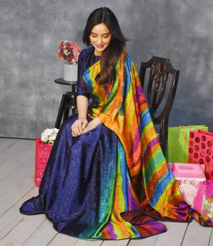 Neha Sharma Looks Bewitching in a Multi-Colour Sequin Saree, Fans Call ...