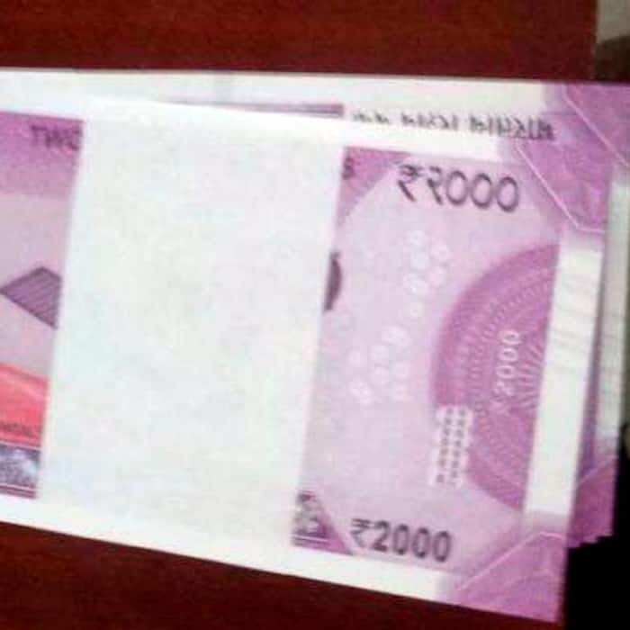 New rupees 500 note has Red Fort printed on backside