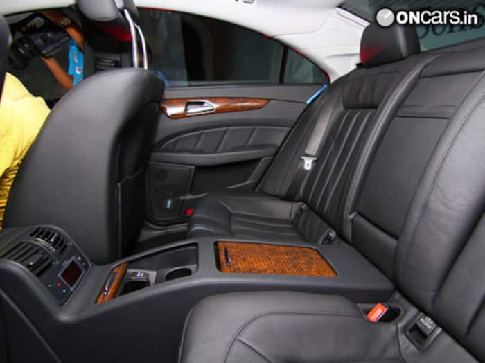 New Mercedes Benz CLS 2011