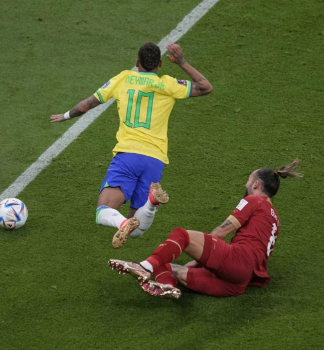 Neymar sprained his ankle