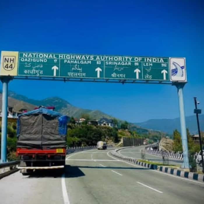 Top 7 Biggest National Highways in India From Snowy Mountains to Sunny ...