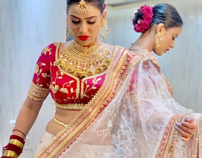 Nia Sharma Looks Drop dead Gorgeous