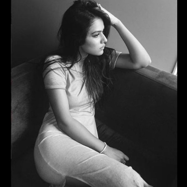Nia Sharma Looks Hot And Sexy