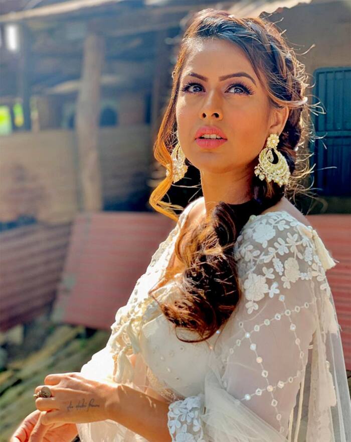 Nia Sharma Sets The Festive Mode In Her Traditional Best, See PICS