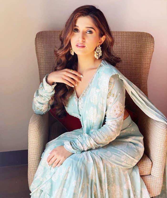 Anupamaa Fame Kinjal Aka Nidhi Shah Wears Gorgeous Stylish Saree ...