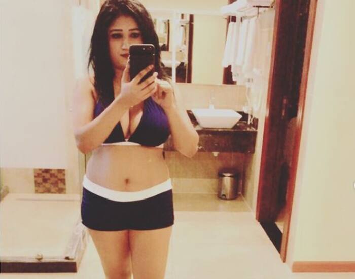 Move Over Jassym Lora, Meet Shimron Hetmyer's Stunning Partner Nirvani | SEE PICS