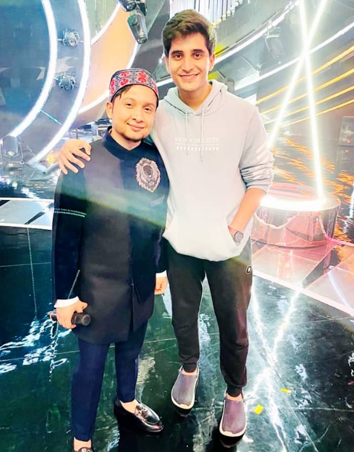 Indian Idol 12's Nishiket Lele Shares Unseen Pics With Pawandeep ...