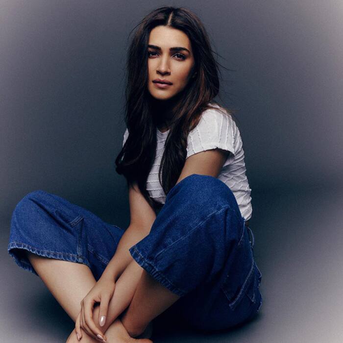 Kriti Sanon's Denim Lookbook Give Major Cues to Style it in Your Chic Way- See PICS