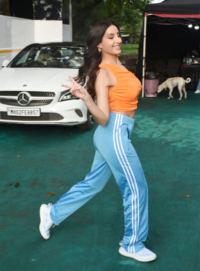 Nora Fatehi Sexy Photos