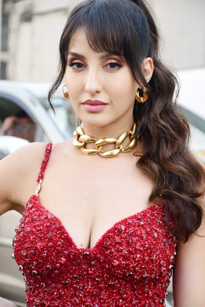 Nora Fatehi Sizzles in Hot Red Sequin Gown With Thigh-High Slit on Jhalak Dikhhla Jaa 10 Sets