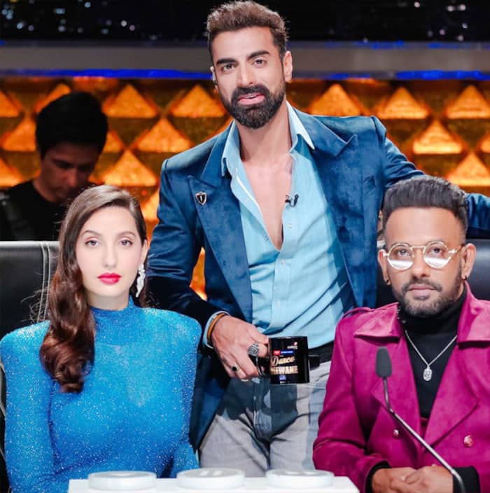 Nora Fatehi rocks a fabulous figure in her blue gown