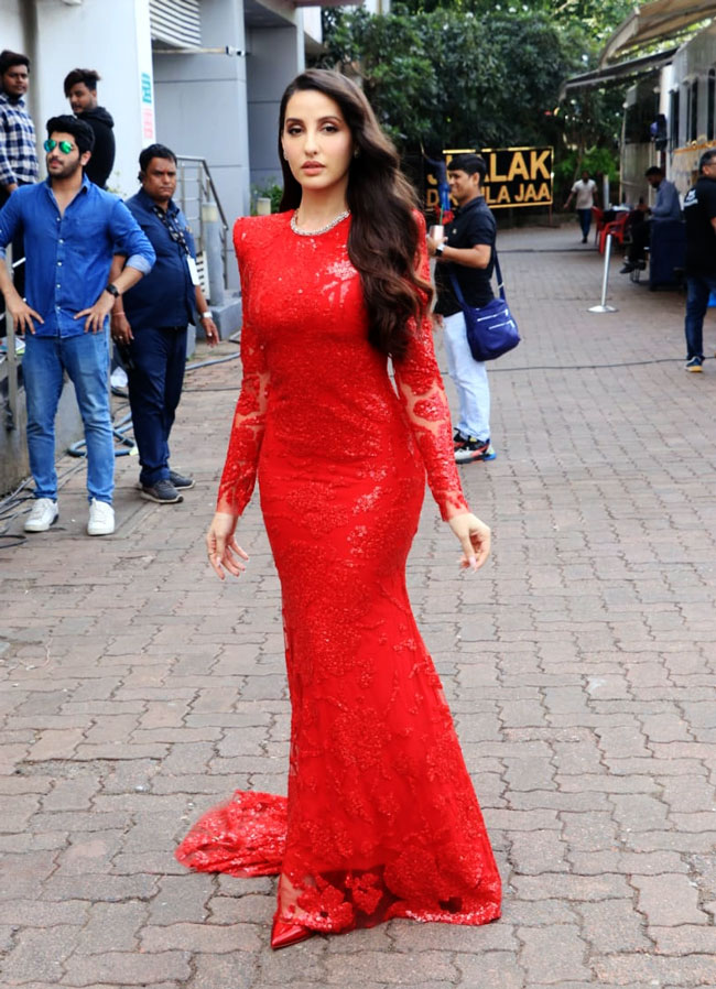 Nora Fatehi is a Bombshell in Red Gown With a Sexy Fish Cut For Jhalak ...