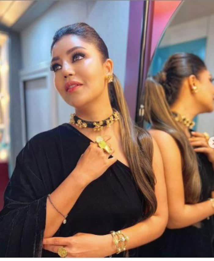 Bigg Boss 15: Debina Bonnerjee’s Stunning Pics in Black One-Shoulder ...