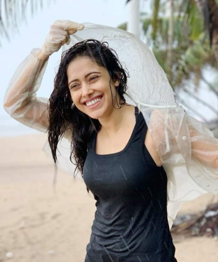 Nushrat Bharucha Enjoys Mumbai Rain