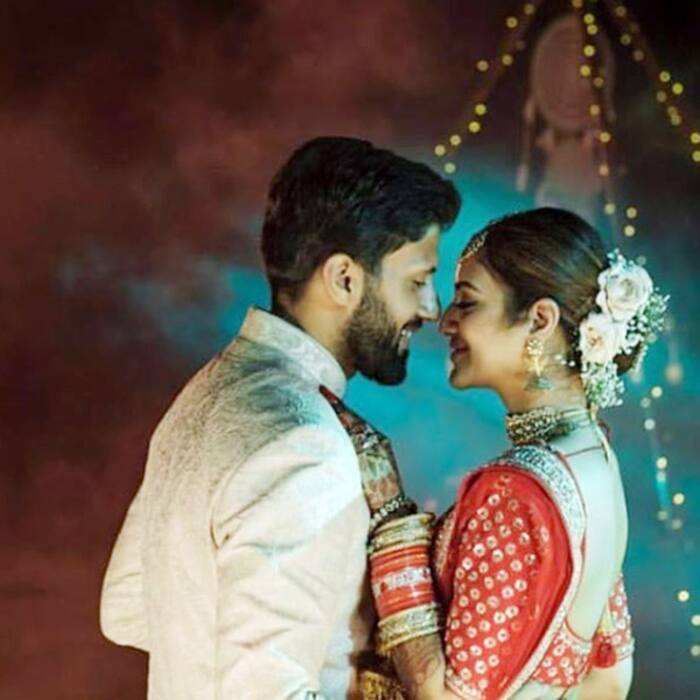 Couple Spreading The Romantic Vibe Around