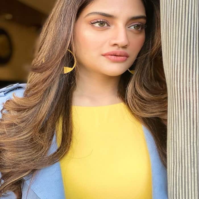 TMC MP Nusrat Jahan's Sultry Pictures in Blue And Yellow Are Taking ...
