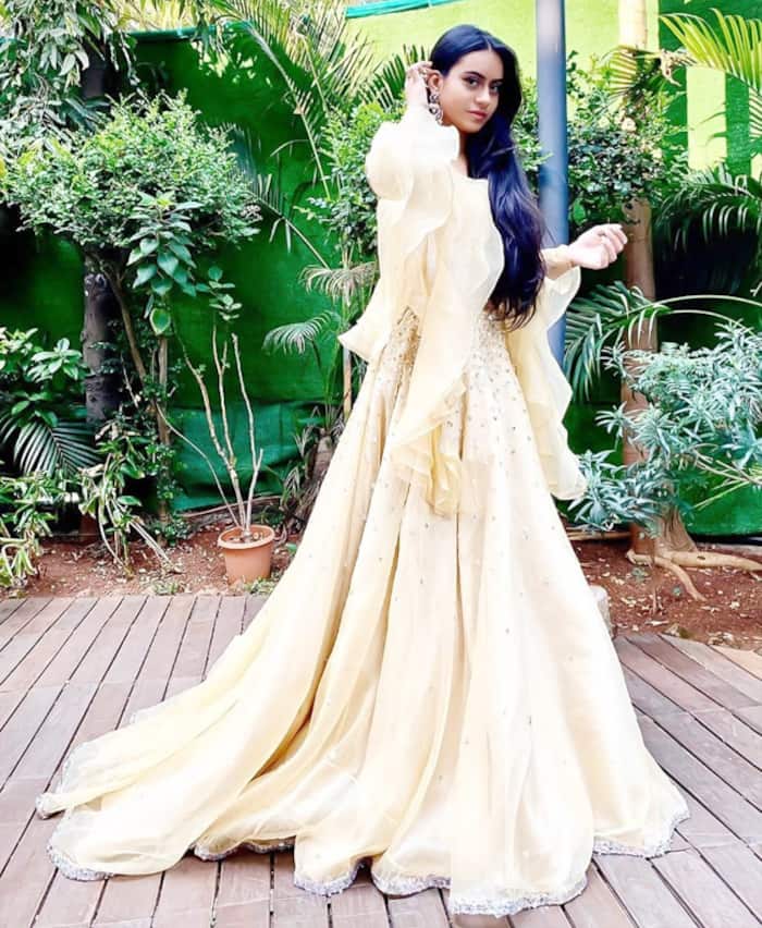 Nysa Devgn Flood Internet With Her Gorgeous Pictures