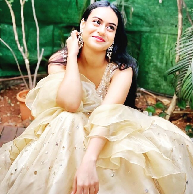 Nysa Devgn Flood Internet With Her Gorgeous Pictures