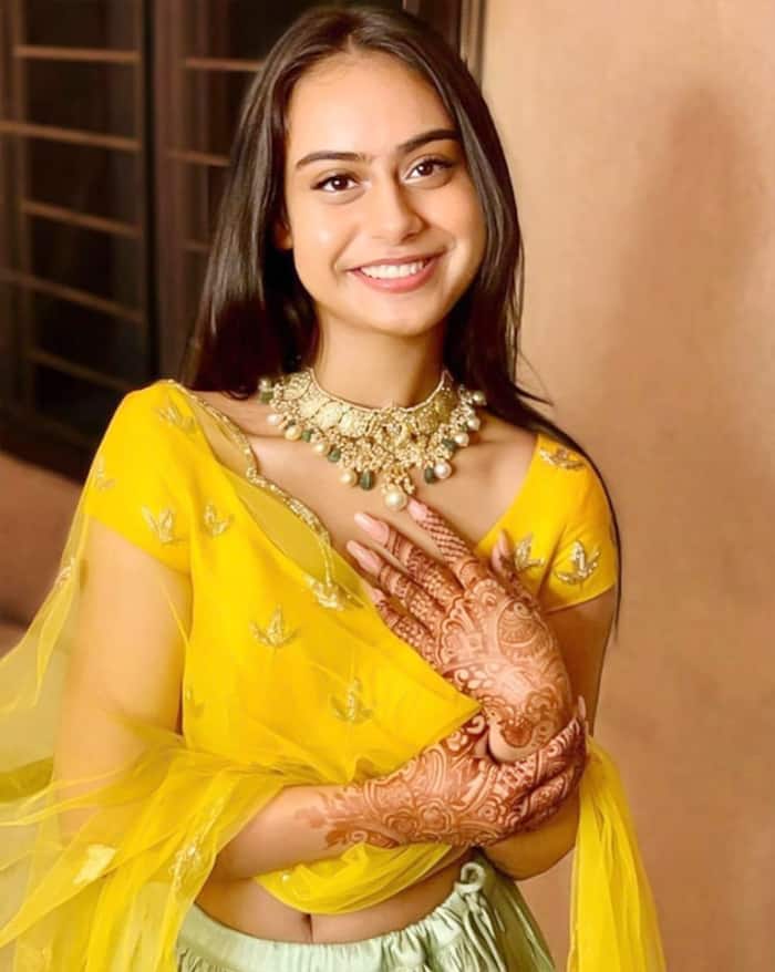 Ajay Devgn Birthday Special: Nysa Devgn is a Carbon Copy of Her Mommy Kajol