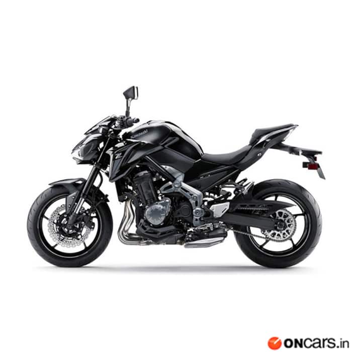 Kawasaki Z900: Photo Gallery