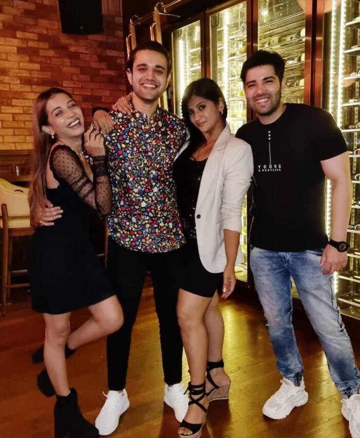 Pandya Store Completes 200 Episodes: Shiny Doshi Goes Sultry In Black ...