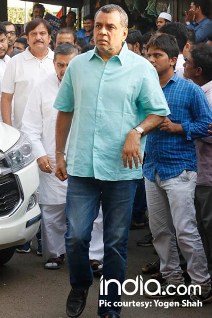Abhishek Bachchan, Paresh Rawal attend Neeraj Vora’s funeral, see pics