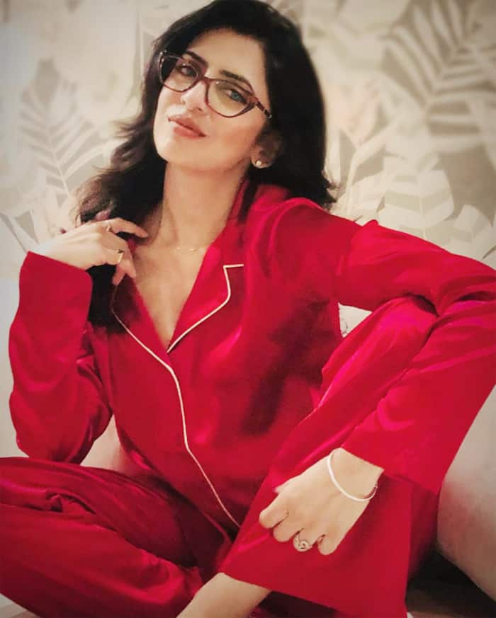 Aashram Sadhvi Mata aka Parinitaa Seth’s Stunning Instagram Pictures ...