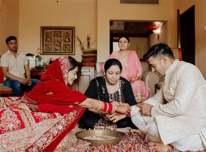 Newlyweds Payal Rohatgi-Sangram Singh Perform Post Wedding Rituals With ...