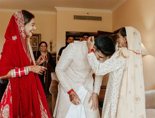 Payal and Sangram seek blessings from elders