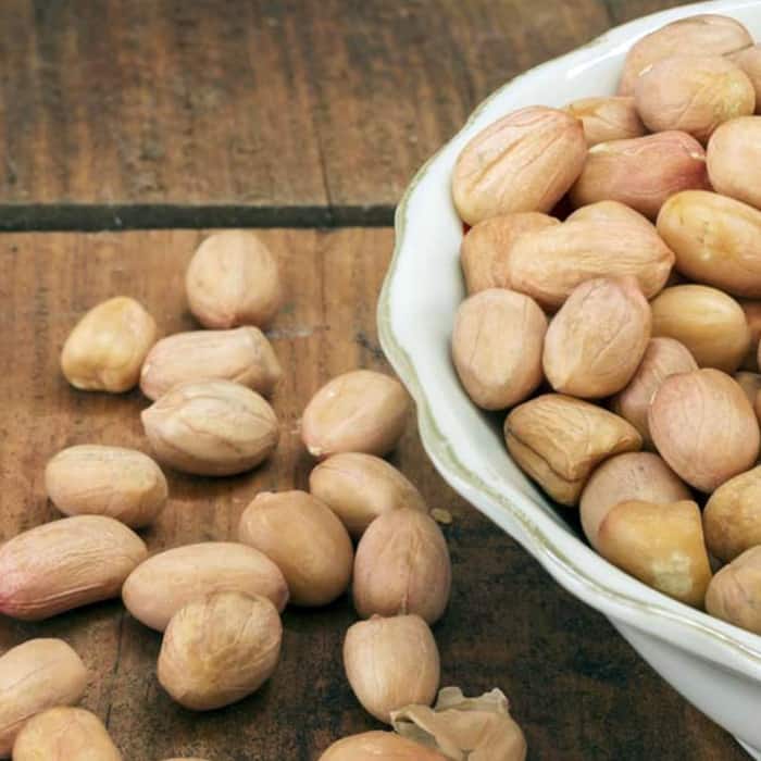 7 most dangerous foods that can turn fatal too!