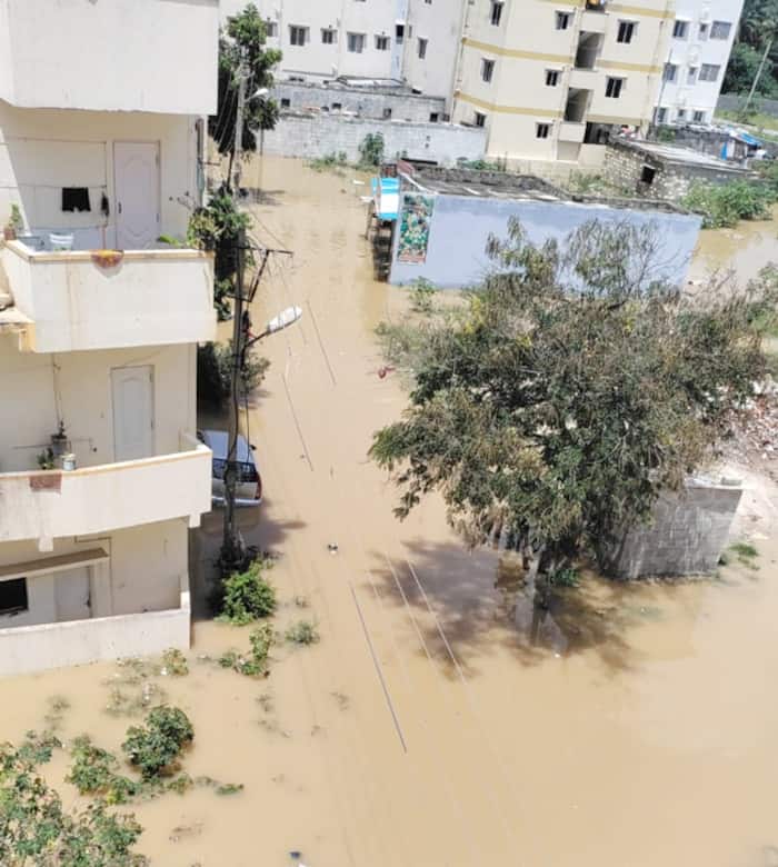 Bengaluru Rains: Downpour Drowns India's Silicon Valley | 10 Must See ...