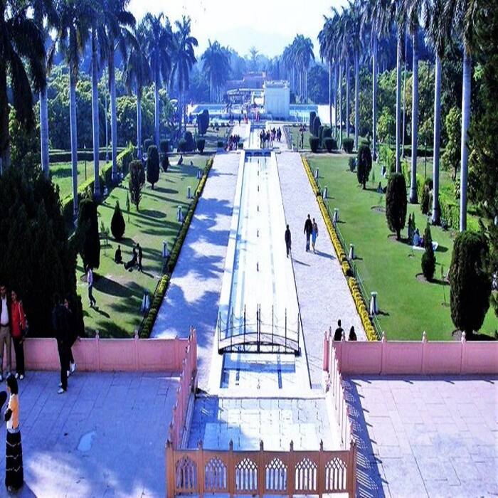 7 Prettiest Gardens In India To Fall In Love With Nature Again