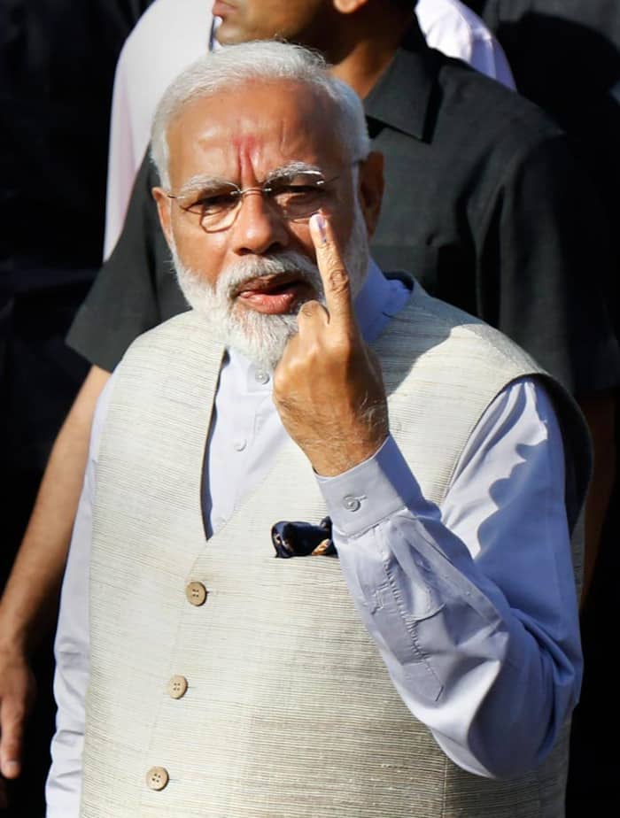 PM Modi Casts Vote in Ahmedabad's Ranip
