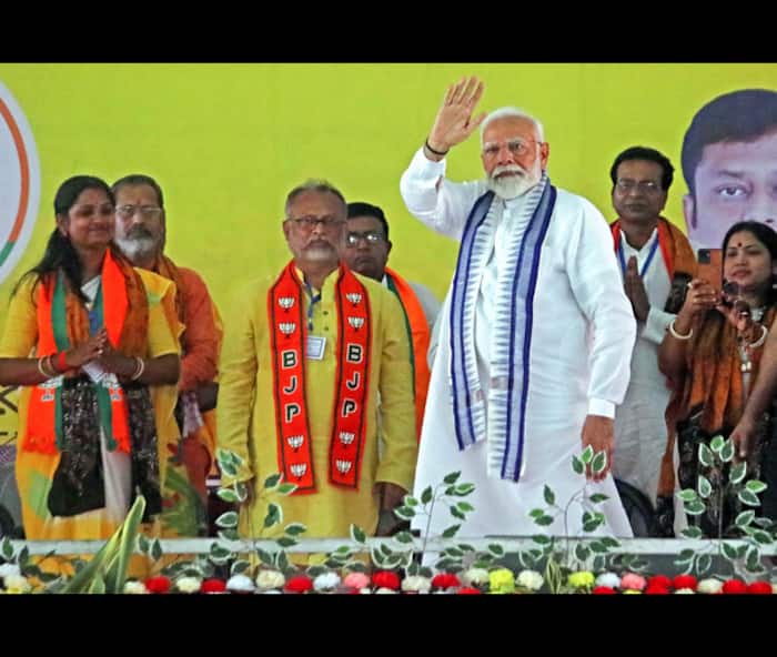 Day In Pics: PM Modi On Lok Sabha Polls Campaign Trail Across West Bengal